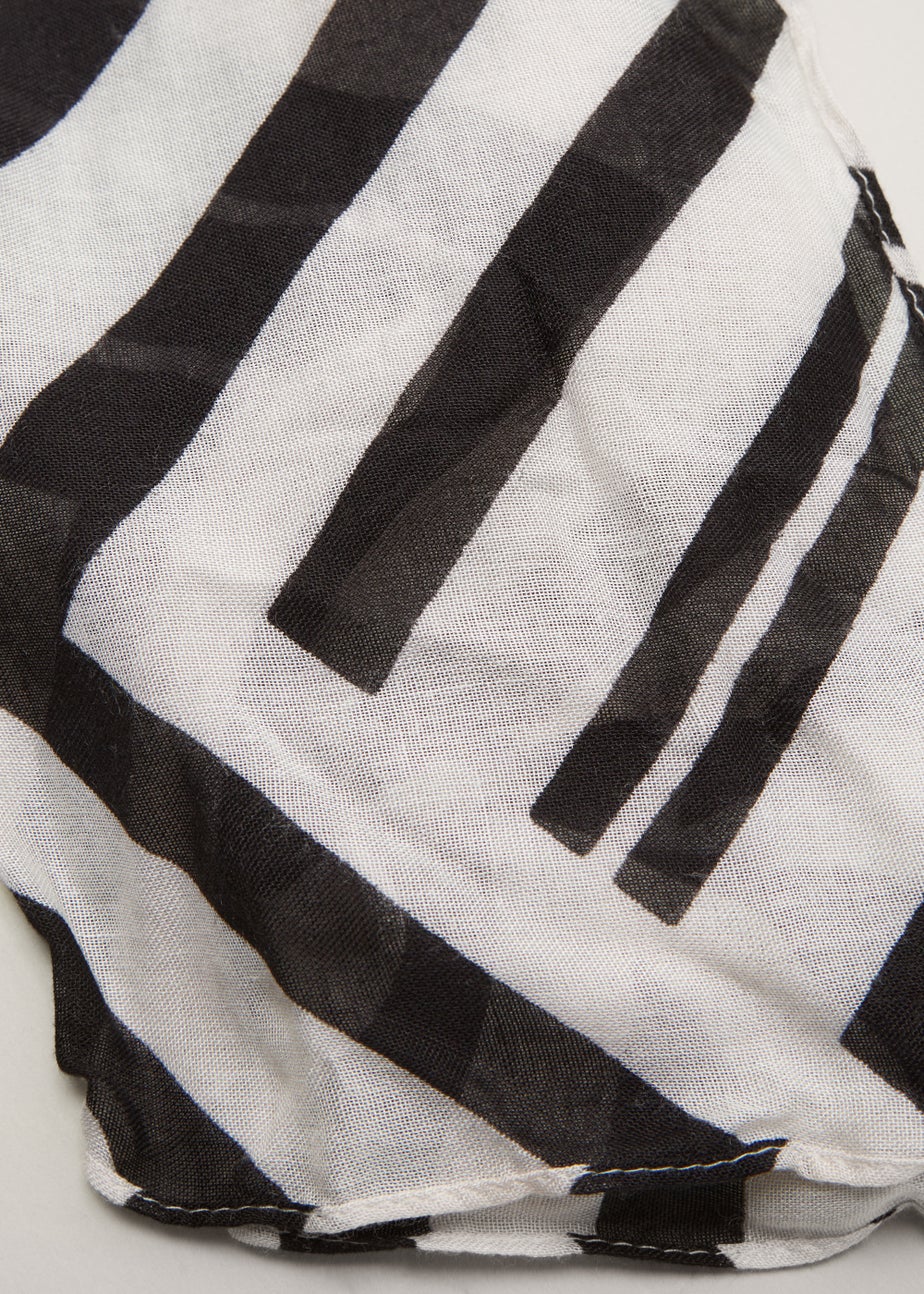 Monochrome Stripe Woven Scarf - Matalan