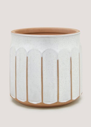 Large Ribbed Ceramic Pot (18cmx 18cm x 19cm) - Matalan