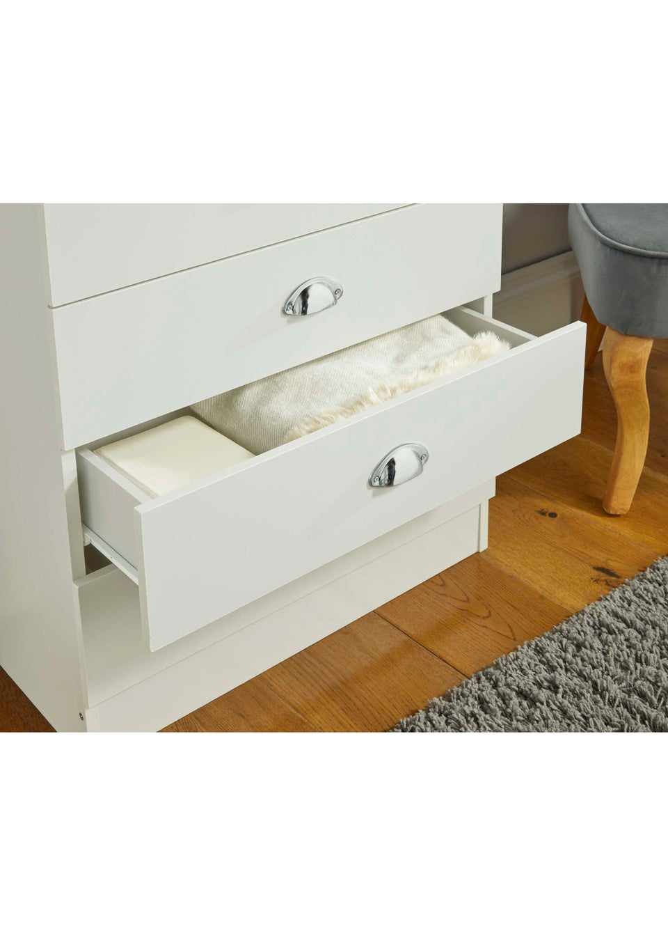 Lloyd Pascal Linwood Four Drawer Chest of Drawers (70cm x 60cm x 30cm ...