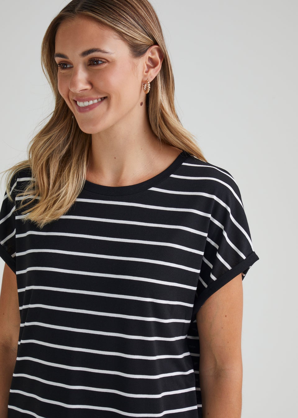 Black Stripe Longline T-Shirt - Matalan