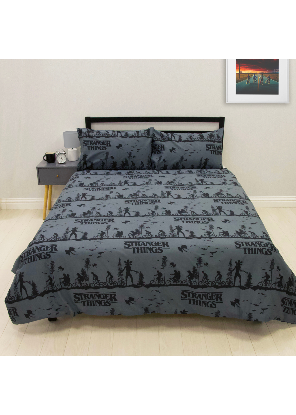 Stranger Things Town Panel Duvet Set - Matalan