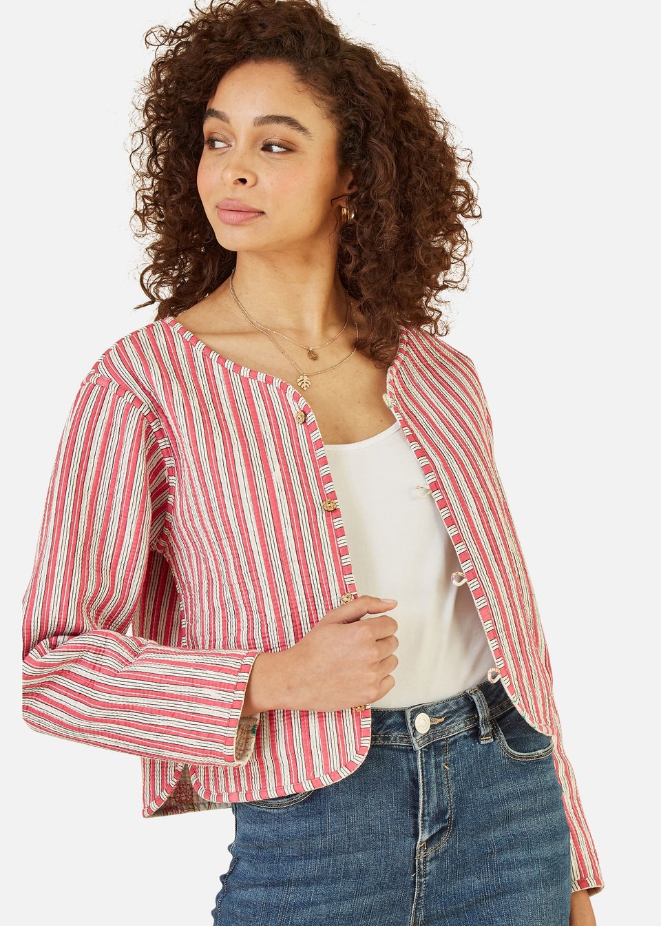 Yumi White Floral Print Reversible Cotton Cropped Quilted Jacket Matalan
