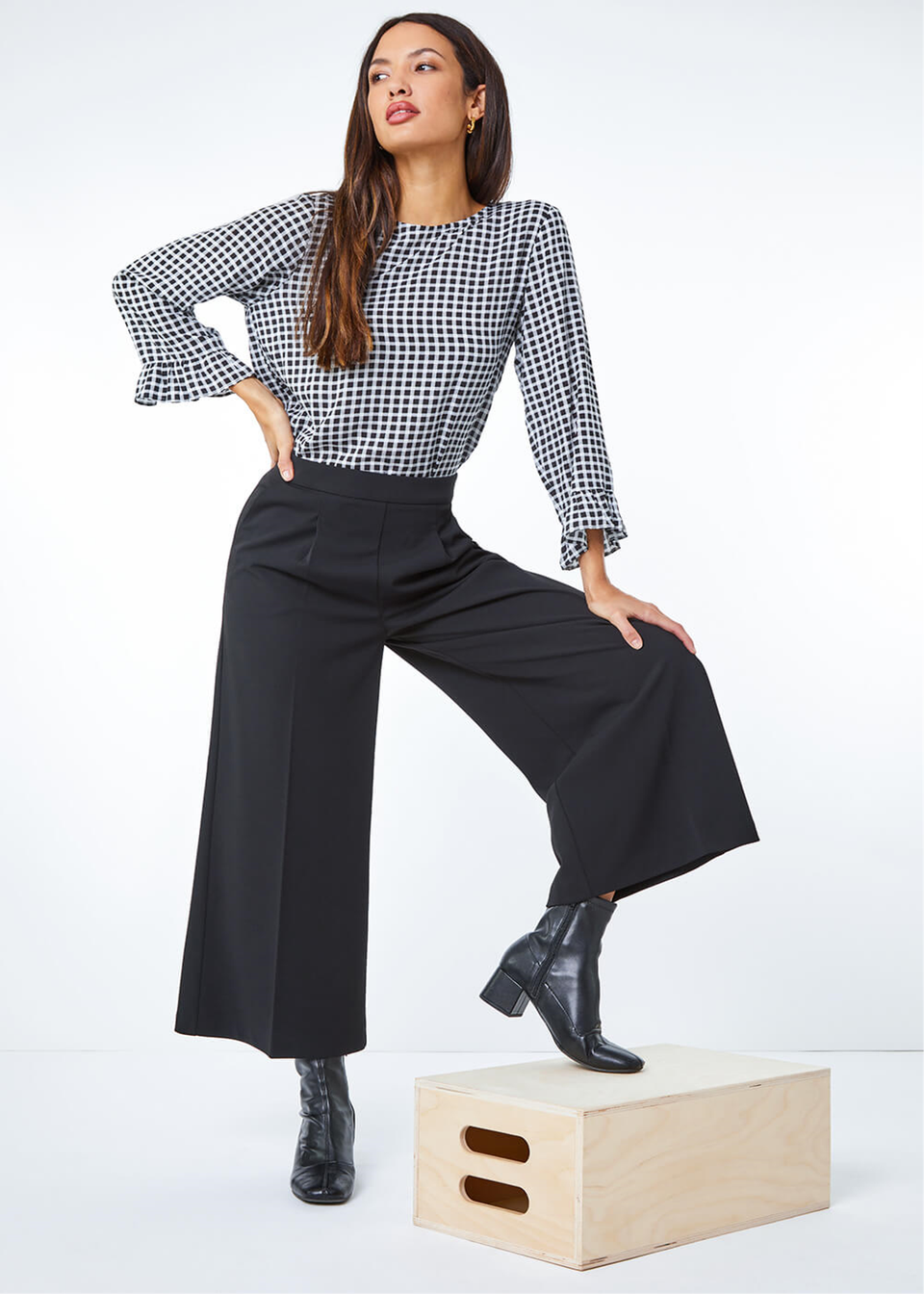 Roman Black Elastic Waist Wide Leg Cropped Culottes Matalan