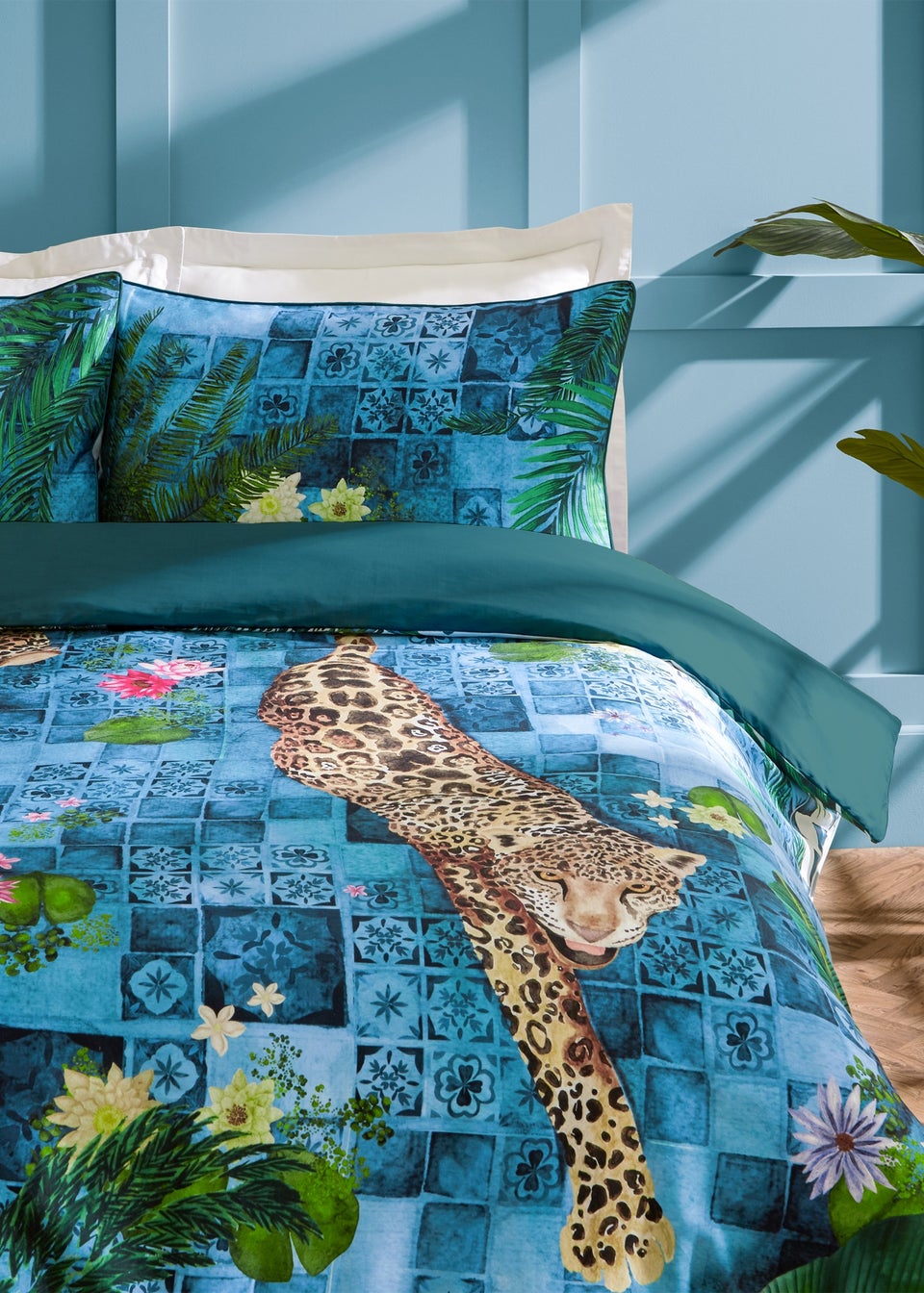 Paoletti | Paoletti Cushions & Cushion Covers - Matalan