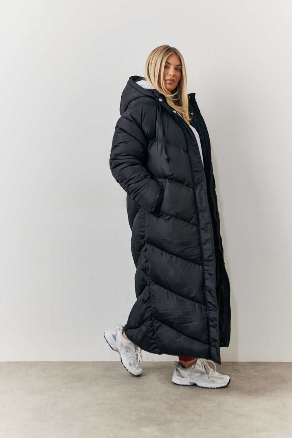 In The Style Black Longline Puffer Jacket - Matalan